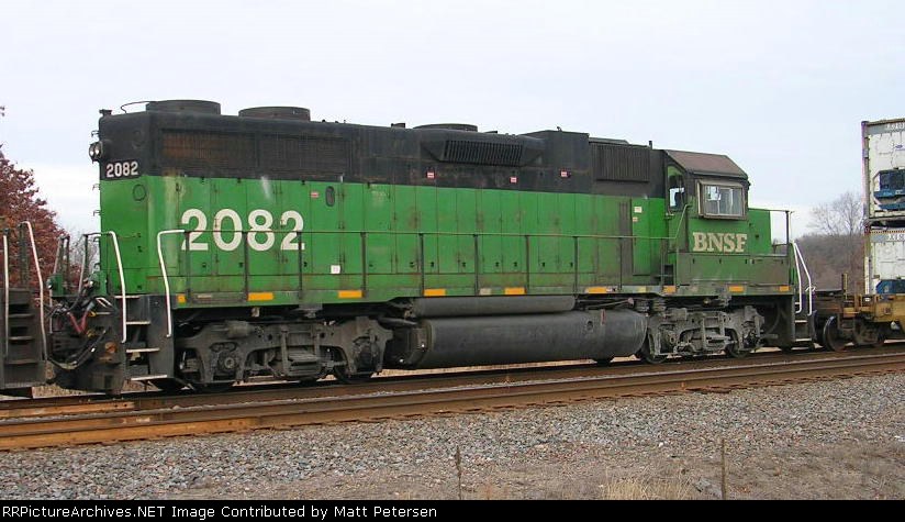 BNSF 2082
